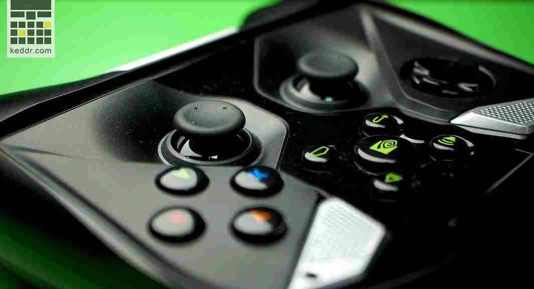 Nvidia Shield - видео и фотообзор геймпад-раскладушки