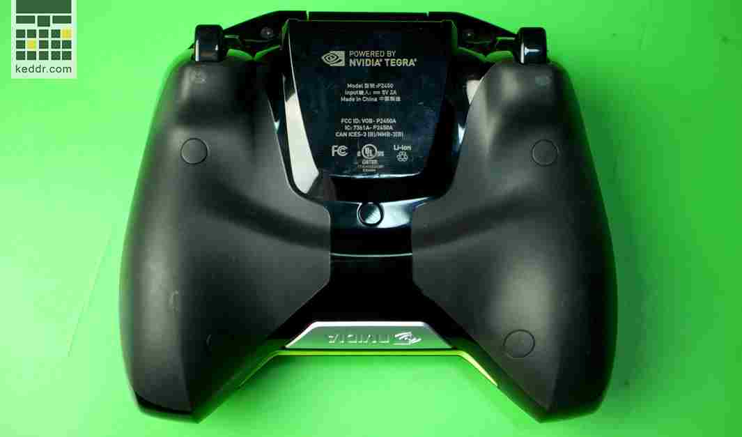 Nvidia Shield - видео и фотообзор геймпад-раскладушки